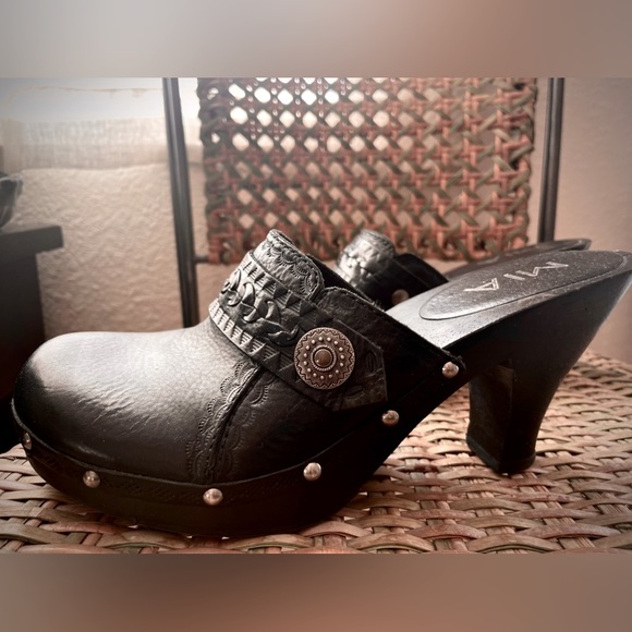 MIA | Shoes | Mia Leather Studded Clogs Western Style | Poshmark